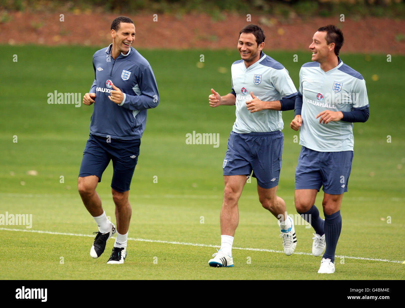 Rio ferdinand training england hi-res stock photography and images - Alamy