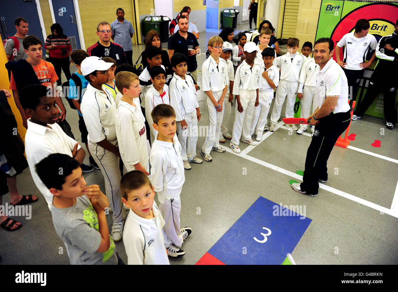 Cricket - Surrey County Cricket Club - Mark Ramprakash Kids Half-Term ...