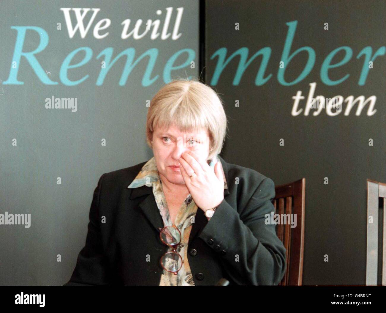 Mo mowlam parliament buildings hi-res stock photography and images - Alamy
