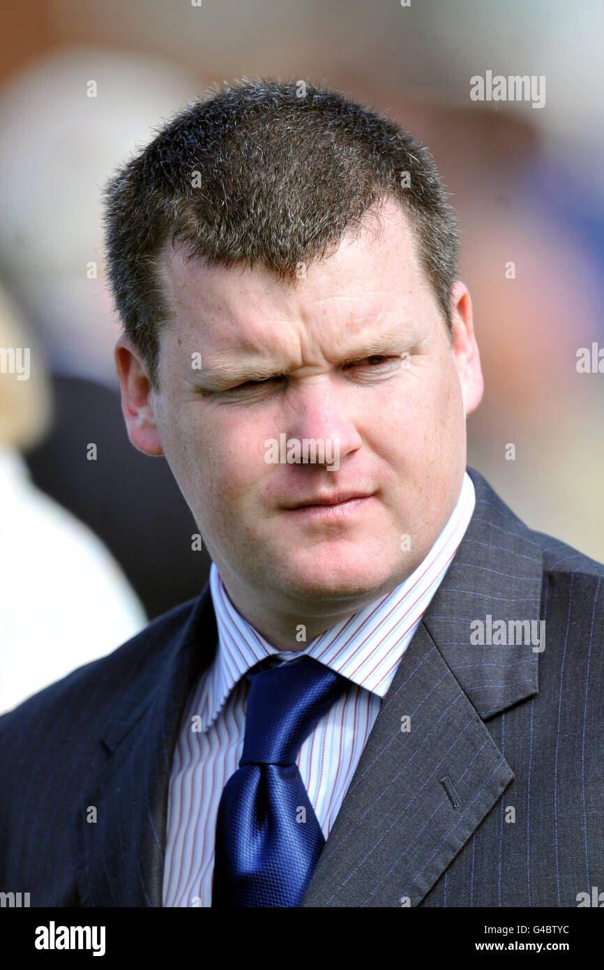 Gordon elliott trainer hi-res stock photography and images - Alamy