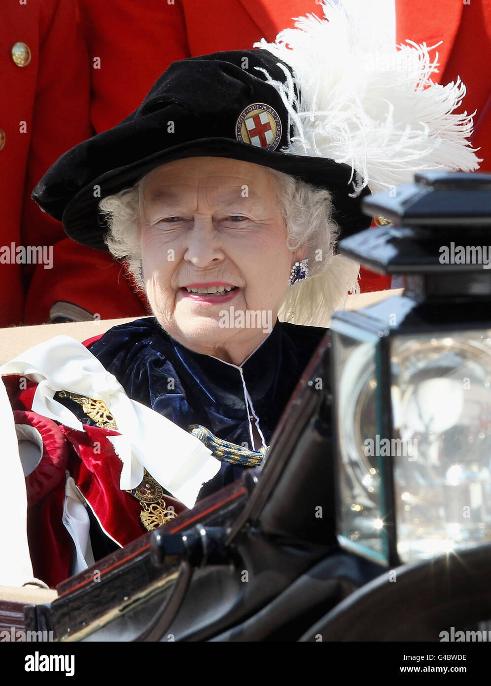 Wpa royal garter royals royalty head shot headshot smiling mangkk hi ...