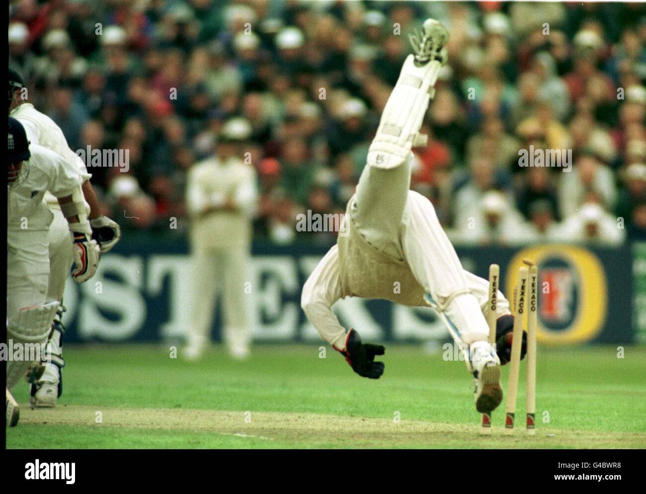 England v South Africa. 2nd One Day International at Old Trafford. S ...