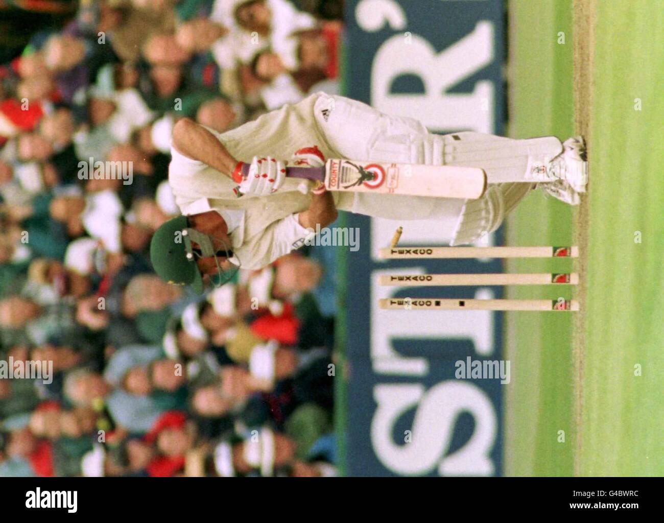 England v South Africa. 2nd One Day International at Old Trafford ...