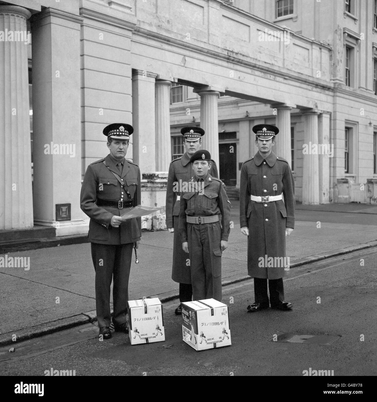 Scots Guards Regiment Black and White Stock Photos & Images - Alamy