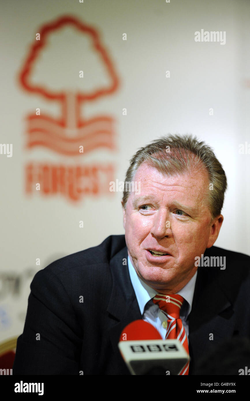 New nottingham forest manager steve mcclaren hi-res stock photography ...