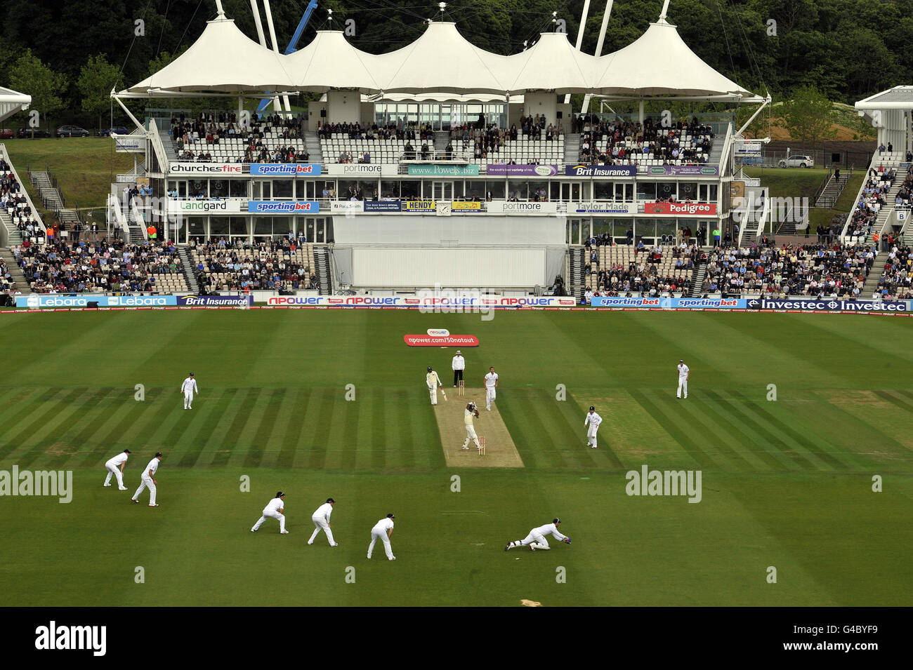 England fielding against sri lanka third test rose bowl hi-res stock ...
