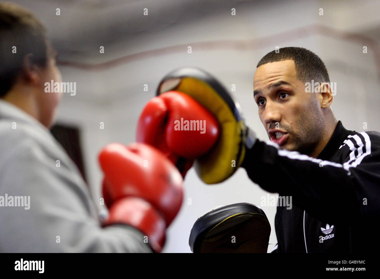 Amateur boxer boxing hi-res stock photography and images - Alamy
