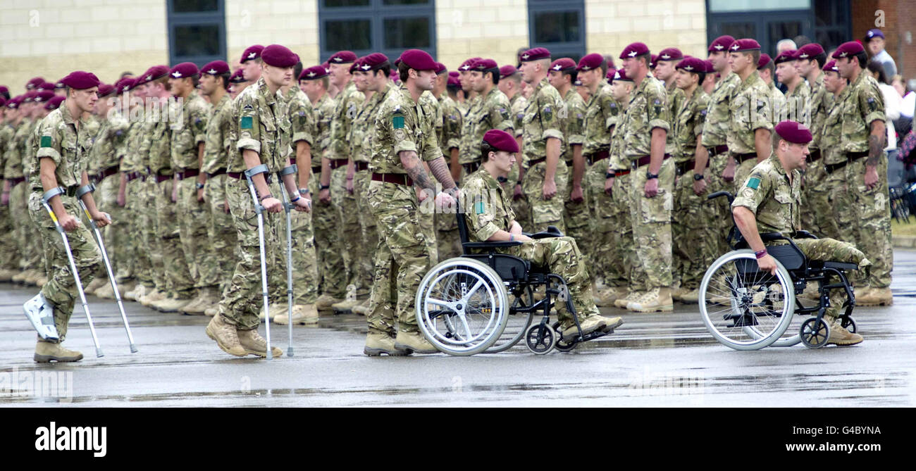 Members of the Parachute Regiment during a campaign medal presentation ...