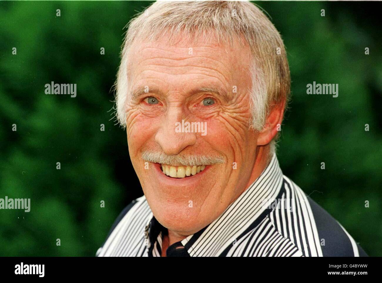 Bruce forsyth who today hi-res stock photography and images - Alamy