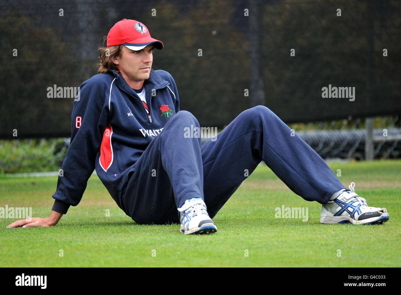 Lancashire's Oliver Newby during the pre-match warm up Stock Photo - Alamy