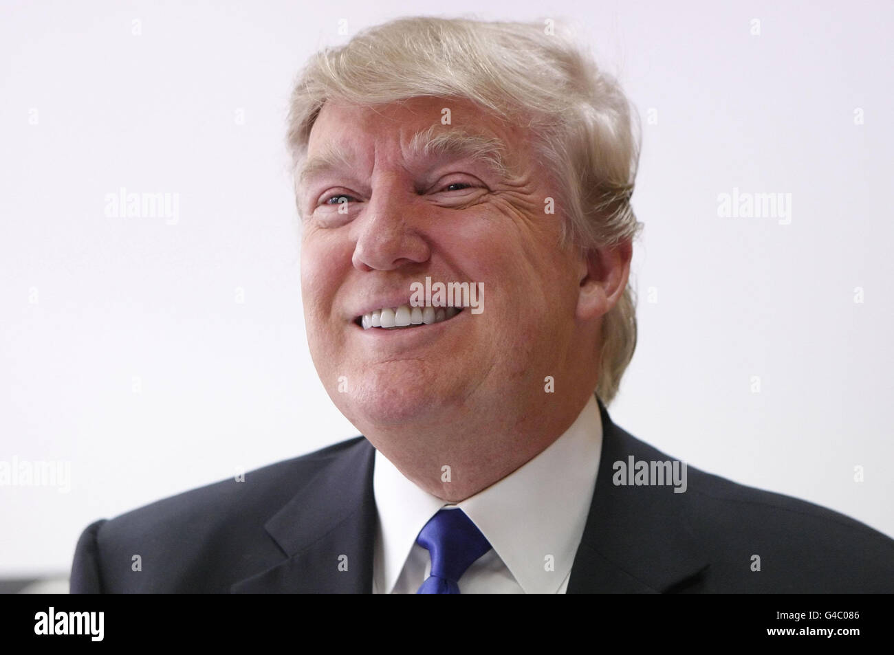 Donald trump smiling hi-res stock photography and images - Alamy