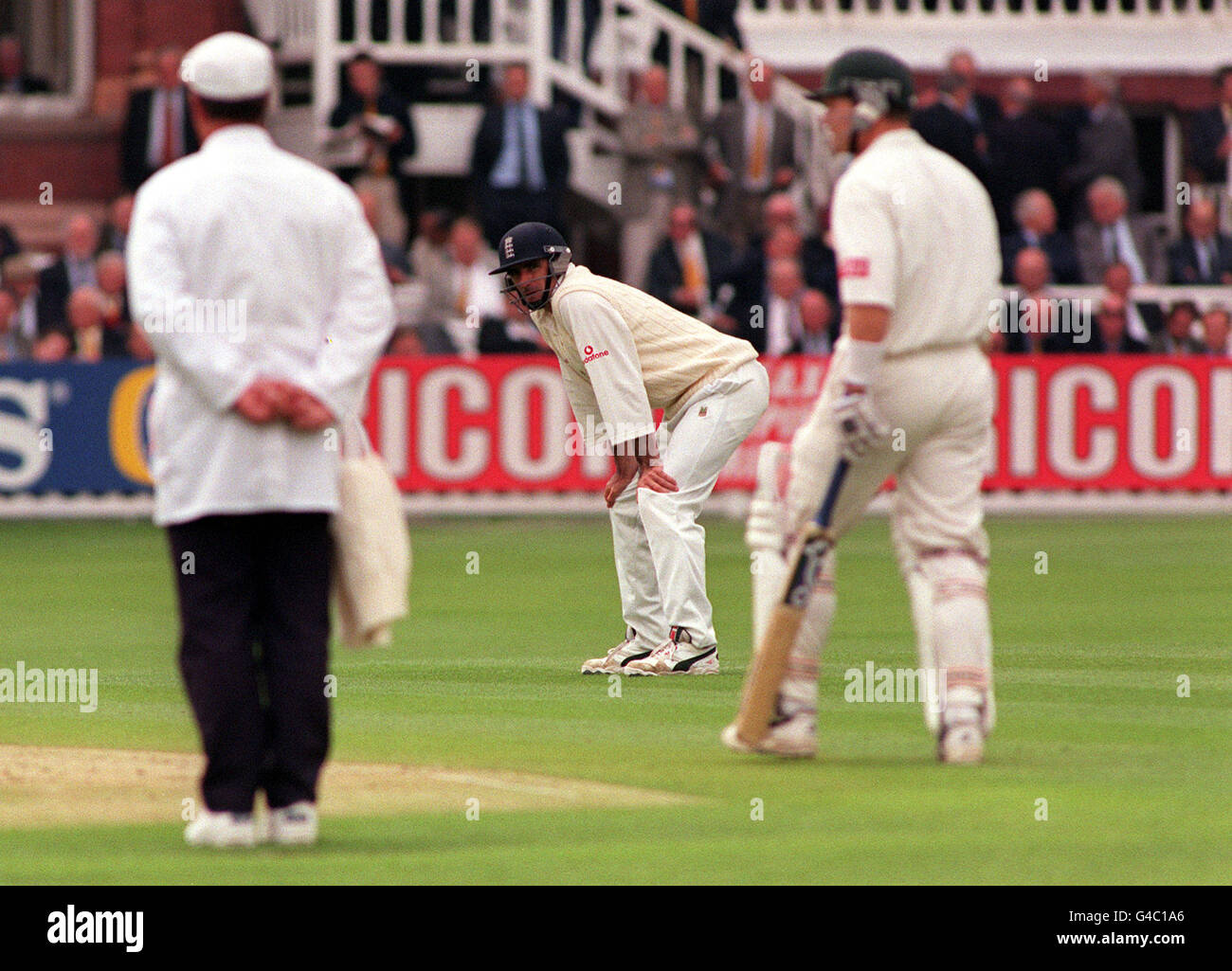 Cricket eng v sa 8 hi-res stock photography and images - Alamy