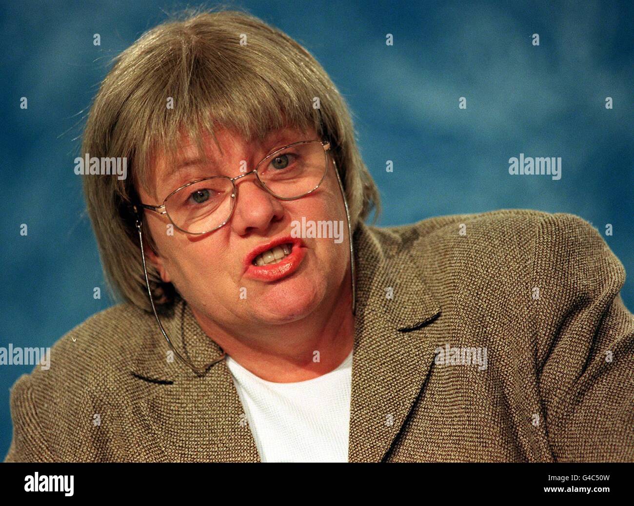 Mo mowlam hi-res stock photography and images - Alamy