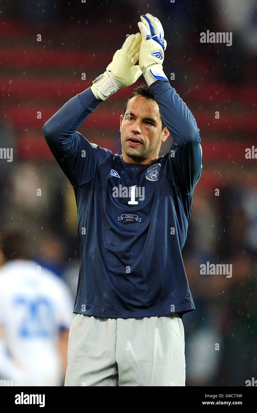 Republic of Ireland goalkeeper David Forde celebrates after the final ...