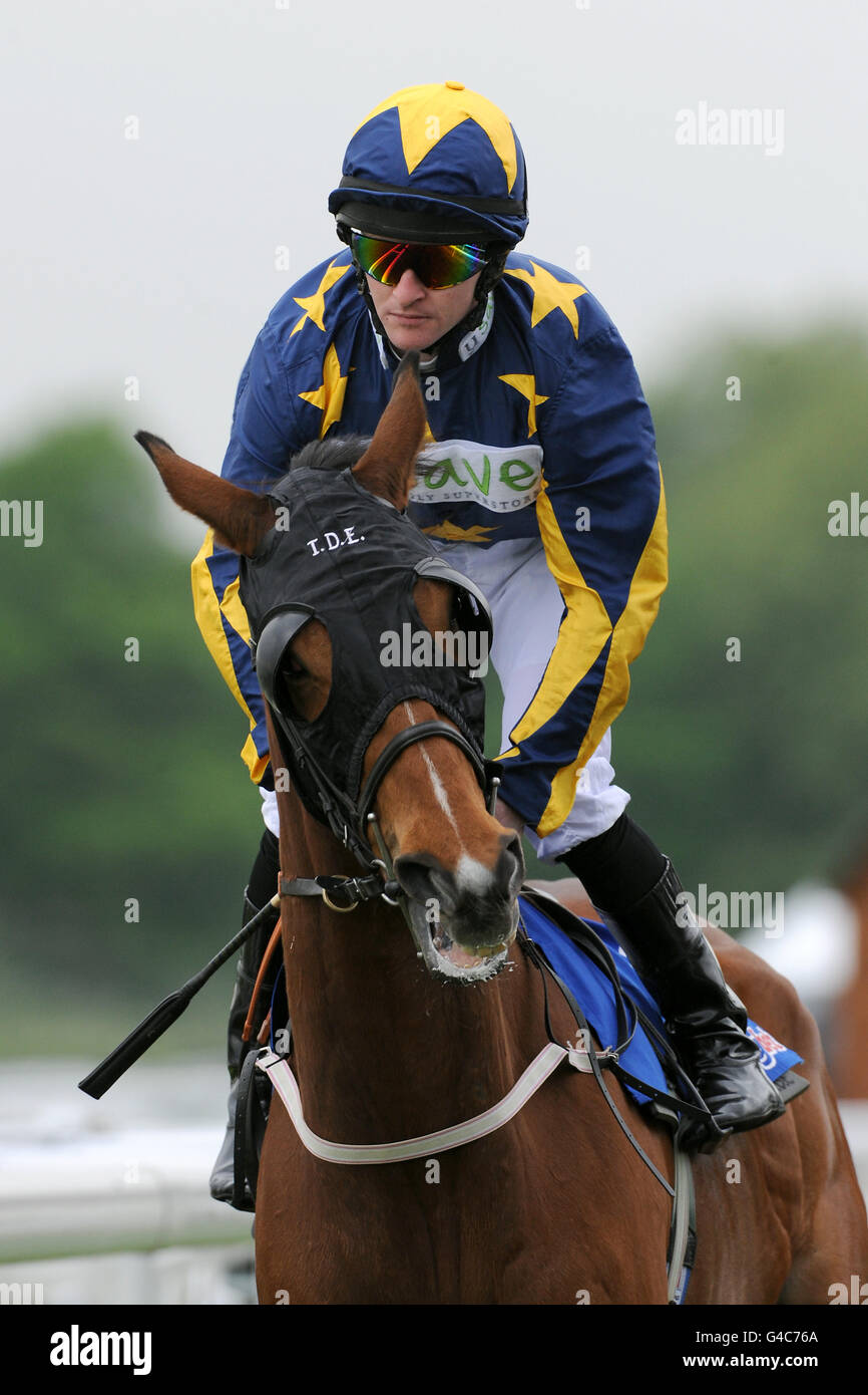 Emirates airline yorkshire cup hi-res stock photography and images - Alamy