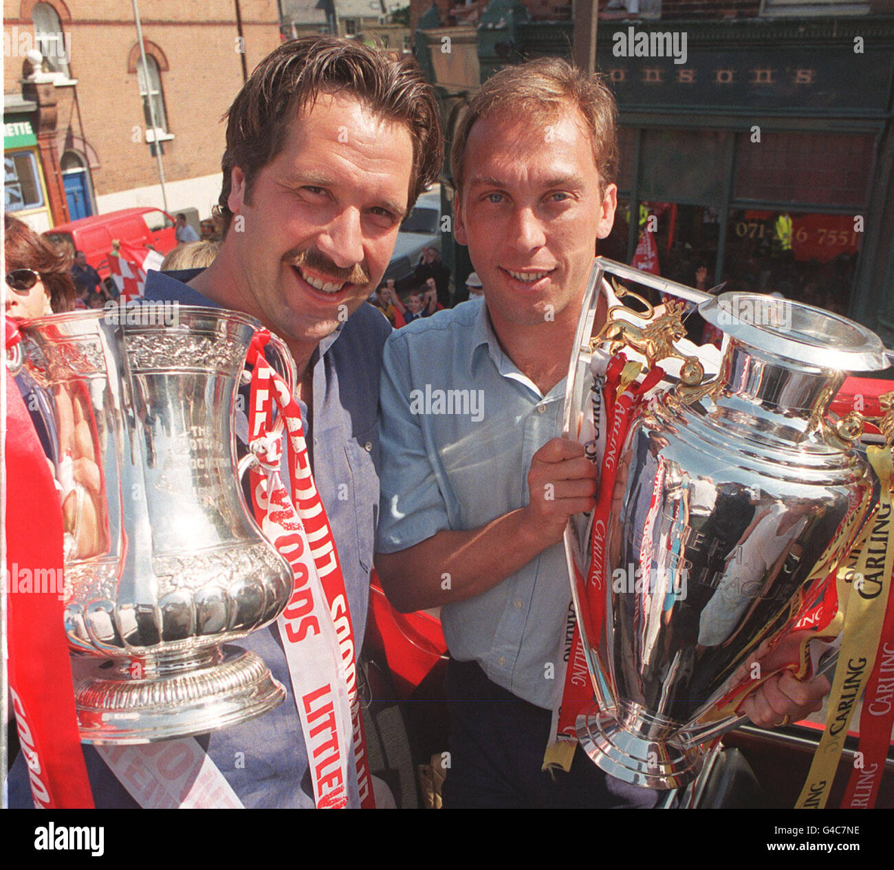 Arsenal bus Seaman/Platt cups Stock Photo - Alamy