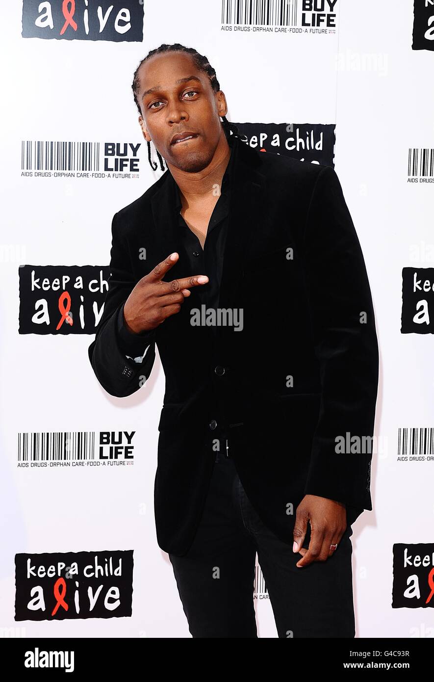 Lemar arriving black ball in aid keep child alive hi-res stock ...