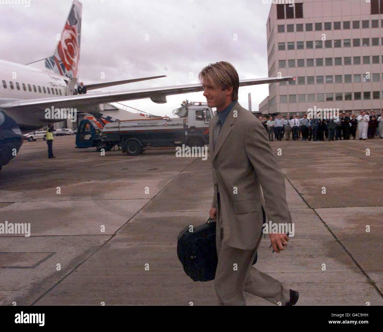 David beckham world cup 98 hi-res stock photography and images - Alamy