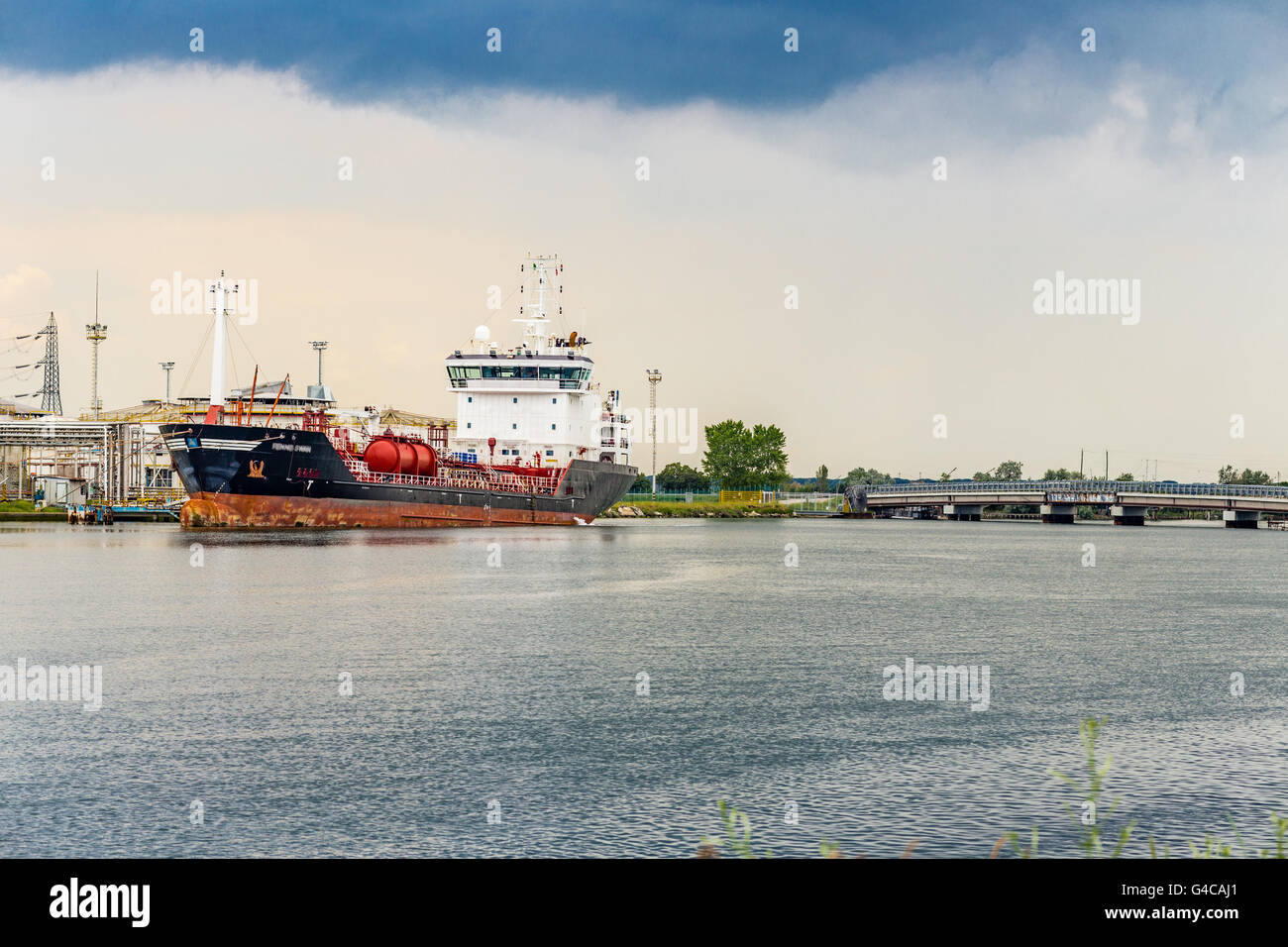 Port channel hi-res stock photography and images - Alamy