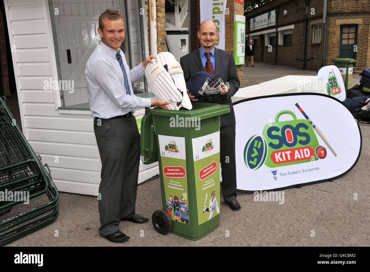 Cricket lv sos kit aid day lords cricket ground hi-res stock ...