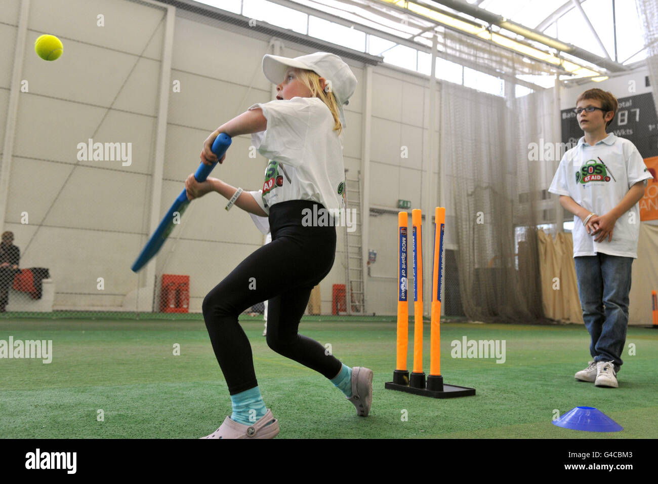 Cricket lv sos kit aid day lords cricket ground hi-res stock photography and images - Alamy