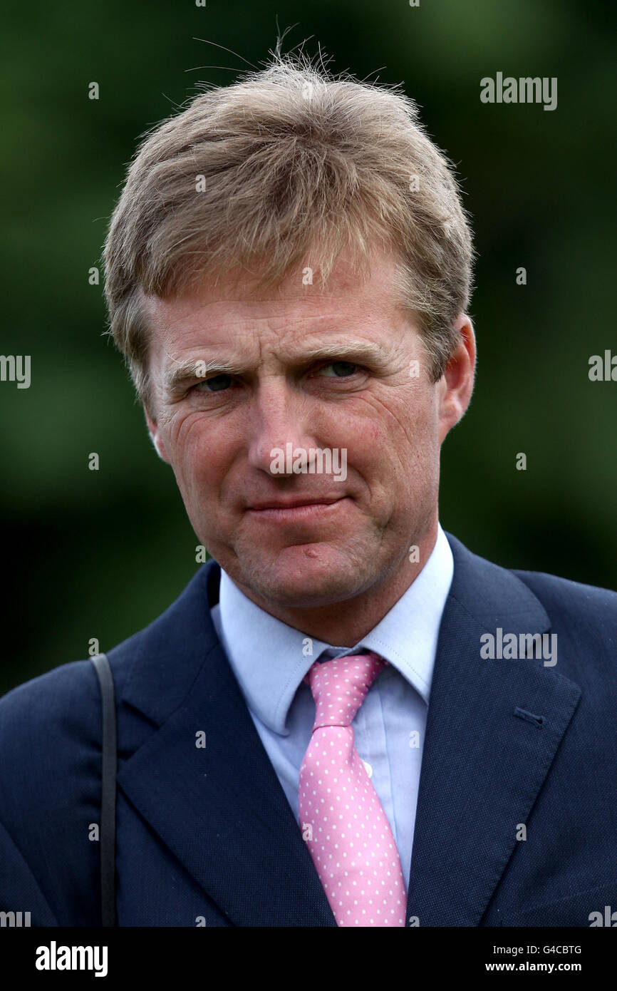 Horse Racing - totepool Irish Day - Sandown Park. Ralph Beckett ...