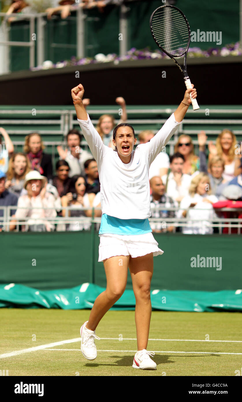 France's Maria Bartoli celebrates winning her match against Italy's ...