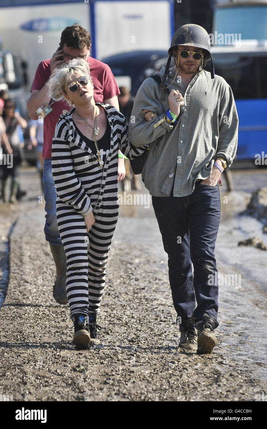 Jaime winstone left glastonbury music festival held worthy farm hi-res ...