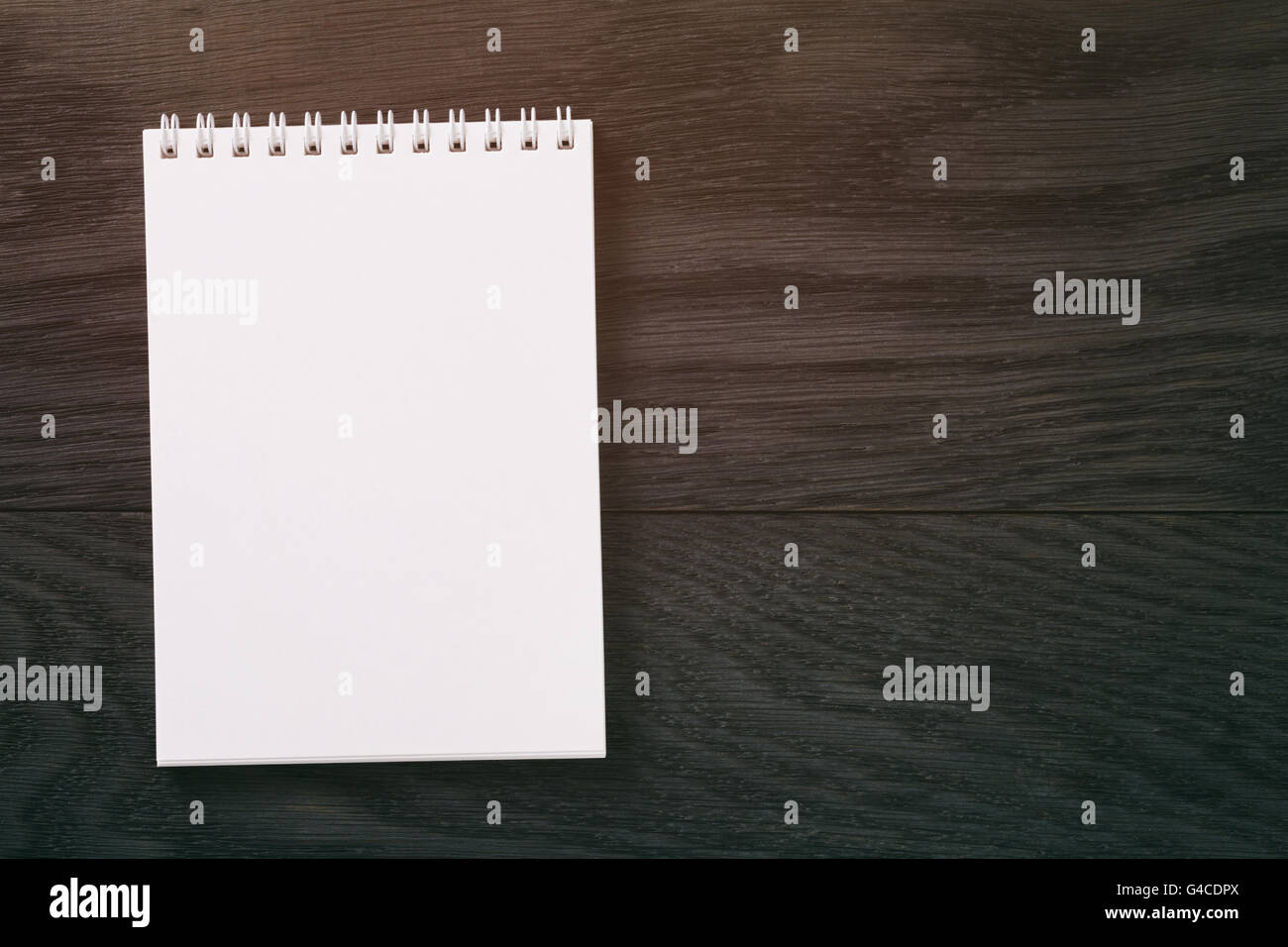 simple blank notepad on rustic wood table Stock Photo - Alamy