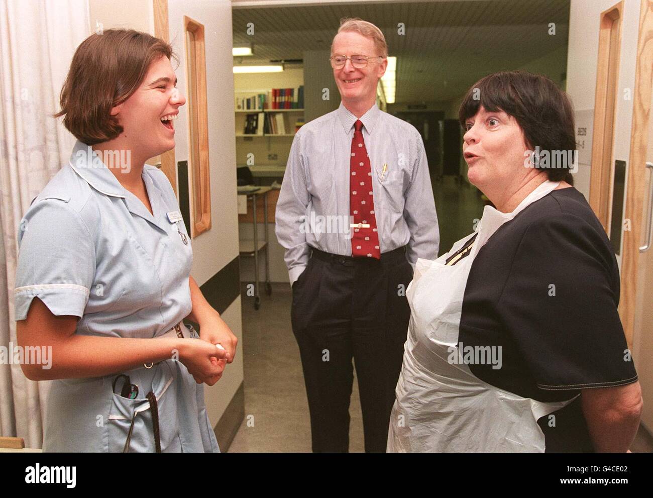 Shadow Health Secretary Ann Widdecombe meets Staff Nurse Sarah Govan ...