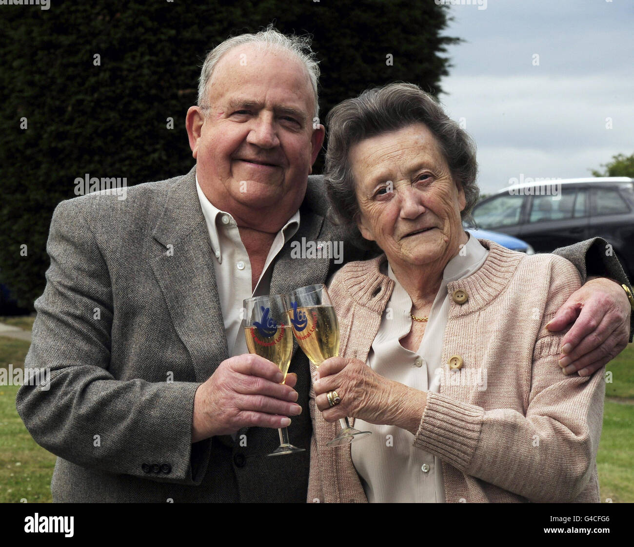 Great-grandmother Helen Walker, from Kippax, Leeds, with husband Stan ...