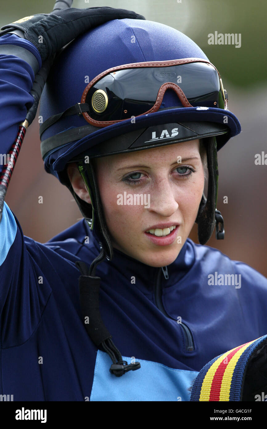 Horse Racing - Nottingham Racecourse. Amy Ryan, jockey Stock Photo - Alamy