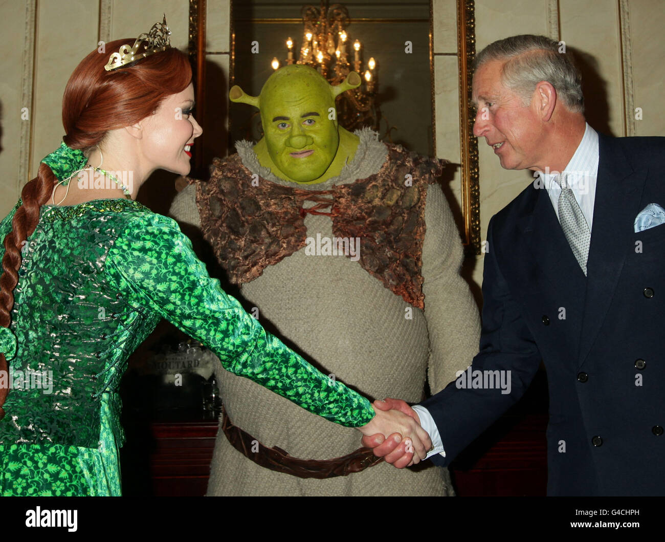 Amanda Holden Shrek Musical London High Resolution Stock Photography ...