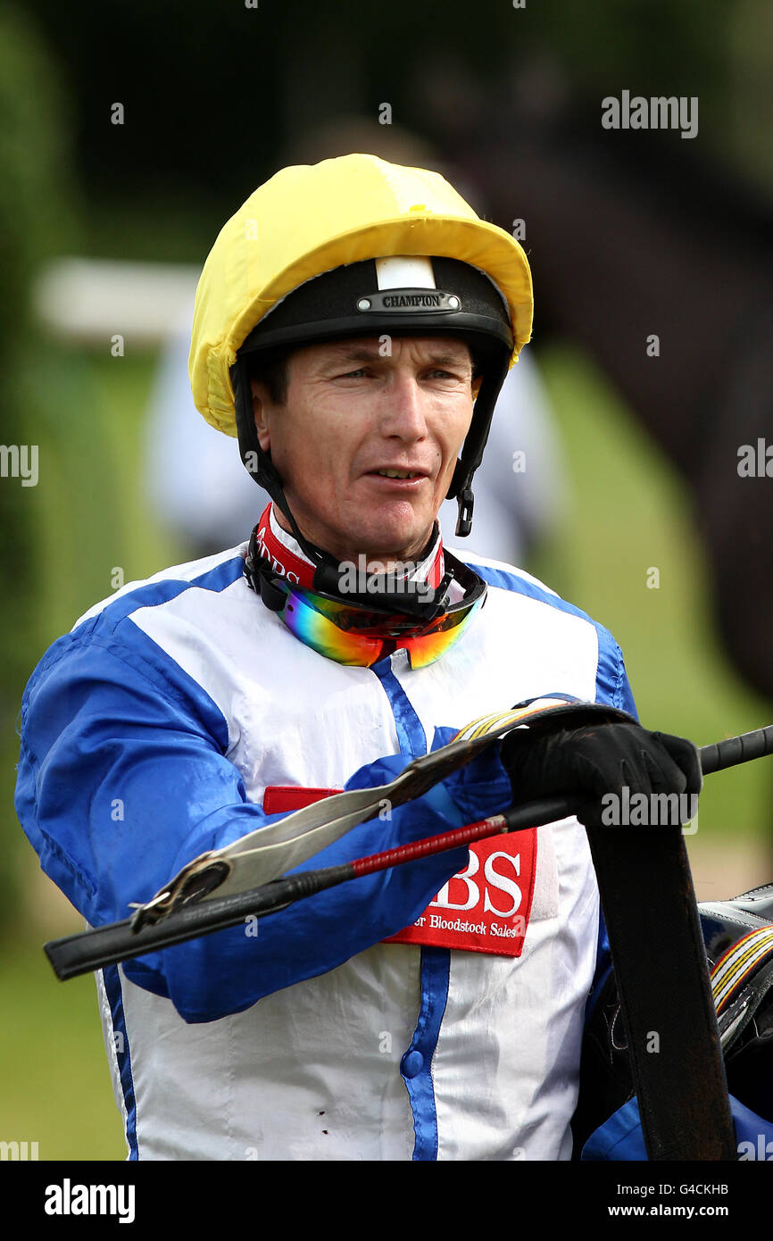 Horse Racing - Nottingham Racecourse Stock Photo - Alamy