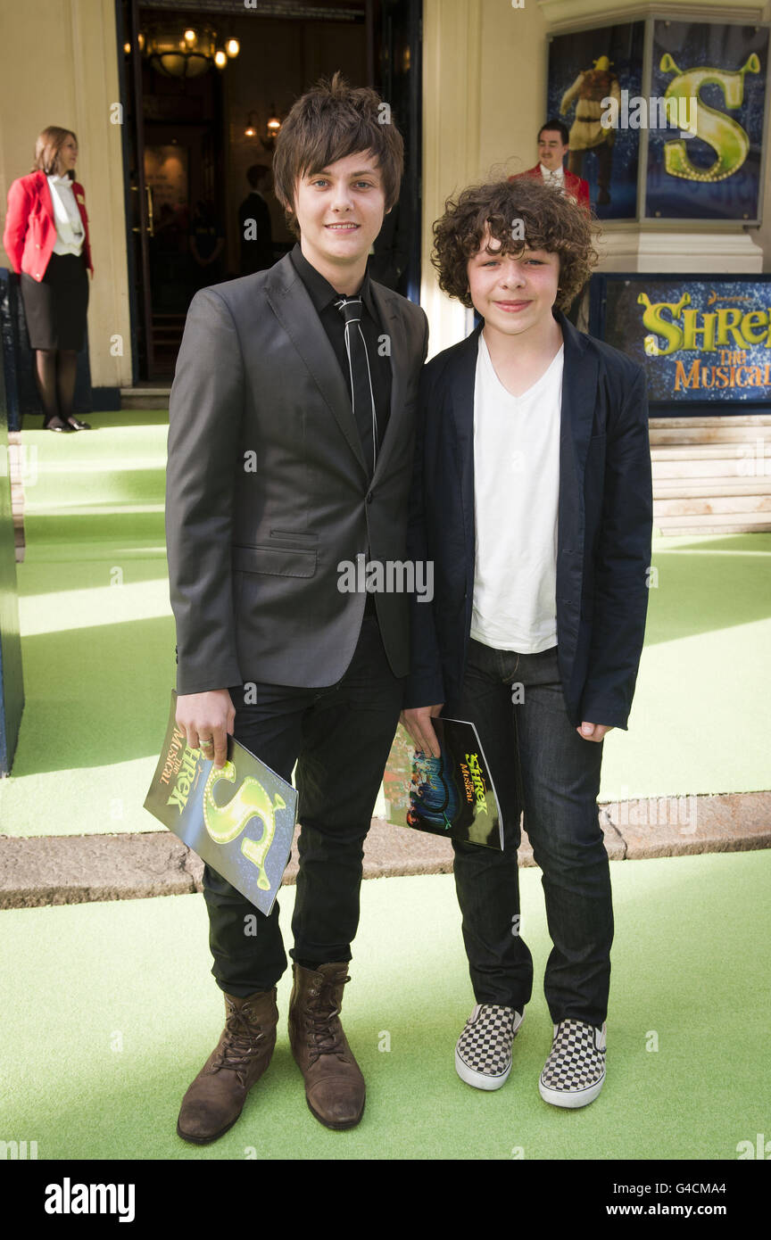 Shrek The Musical press night - London Stock Photo - Alamy