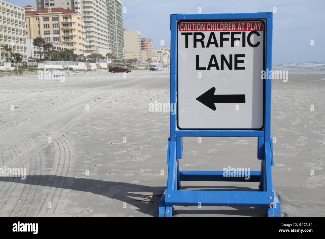 Daytona beach cars hi-res stock photography and images - Alamy