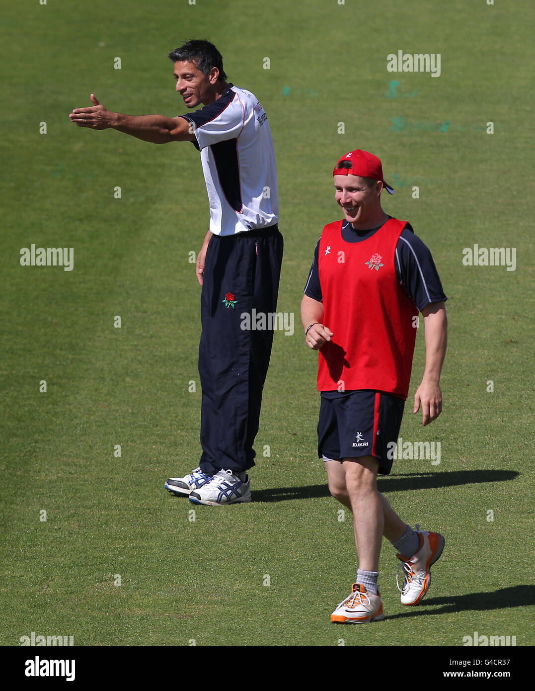 Sajid mahmood left hi-res stock photography and images - Alamy