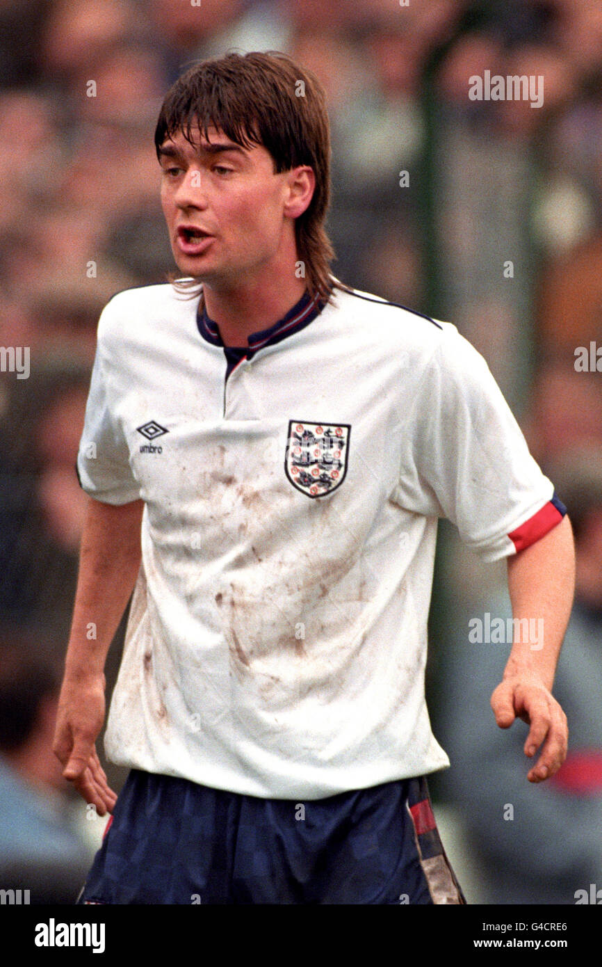 INTERNATIONAL FOOTBALL. IAN SNODIN, ENGLAND `B' Stock Photo - Alamy