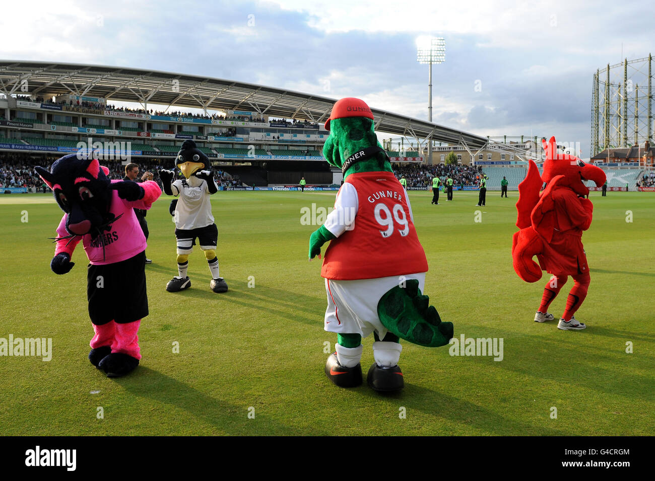 Surrey lions team group hi-res stock photography and images - Alamy