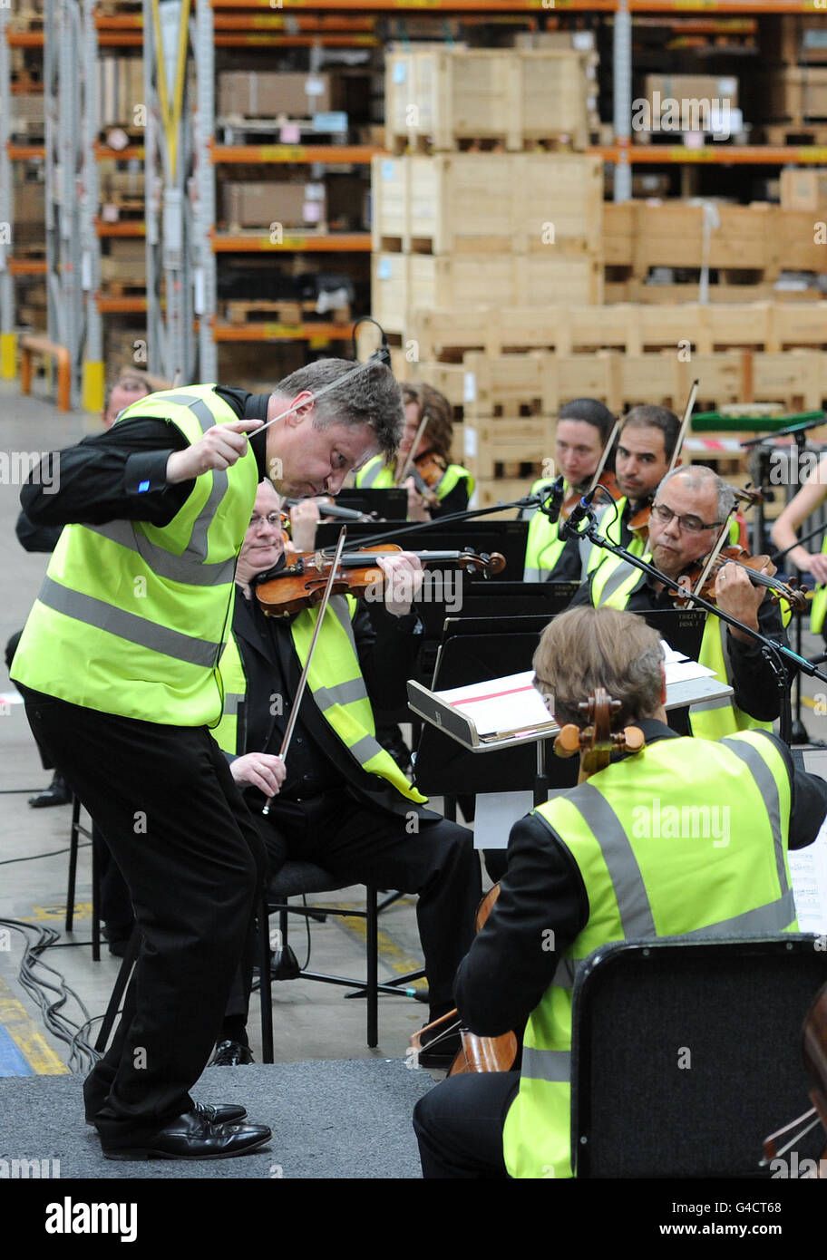 Parts of a radio hi-res stock photography and images - Alamy