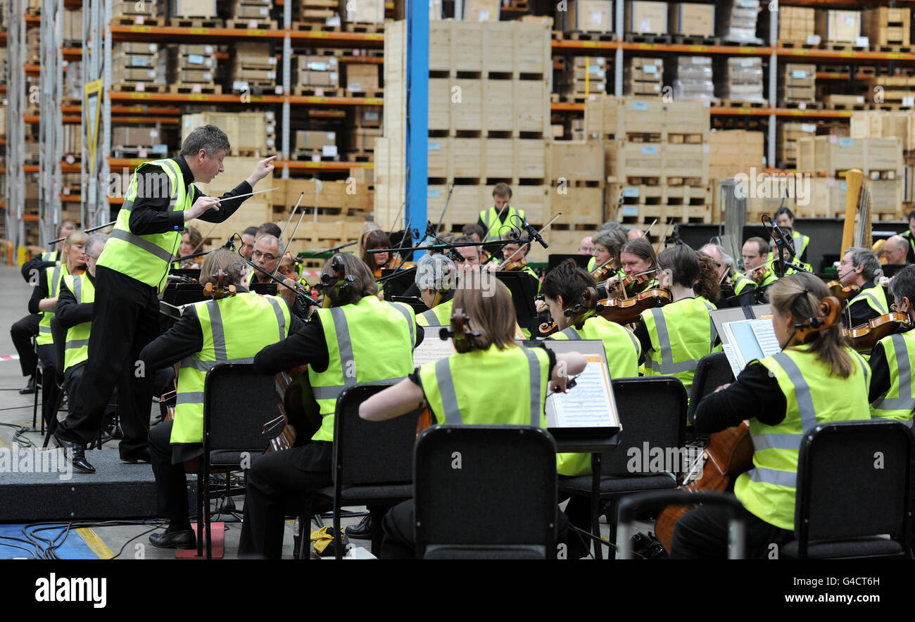 Steve Bell conducts 90 musicians from the BBC Philharmonic as they ...