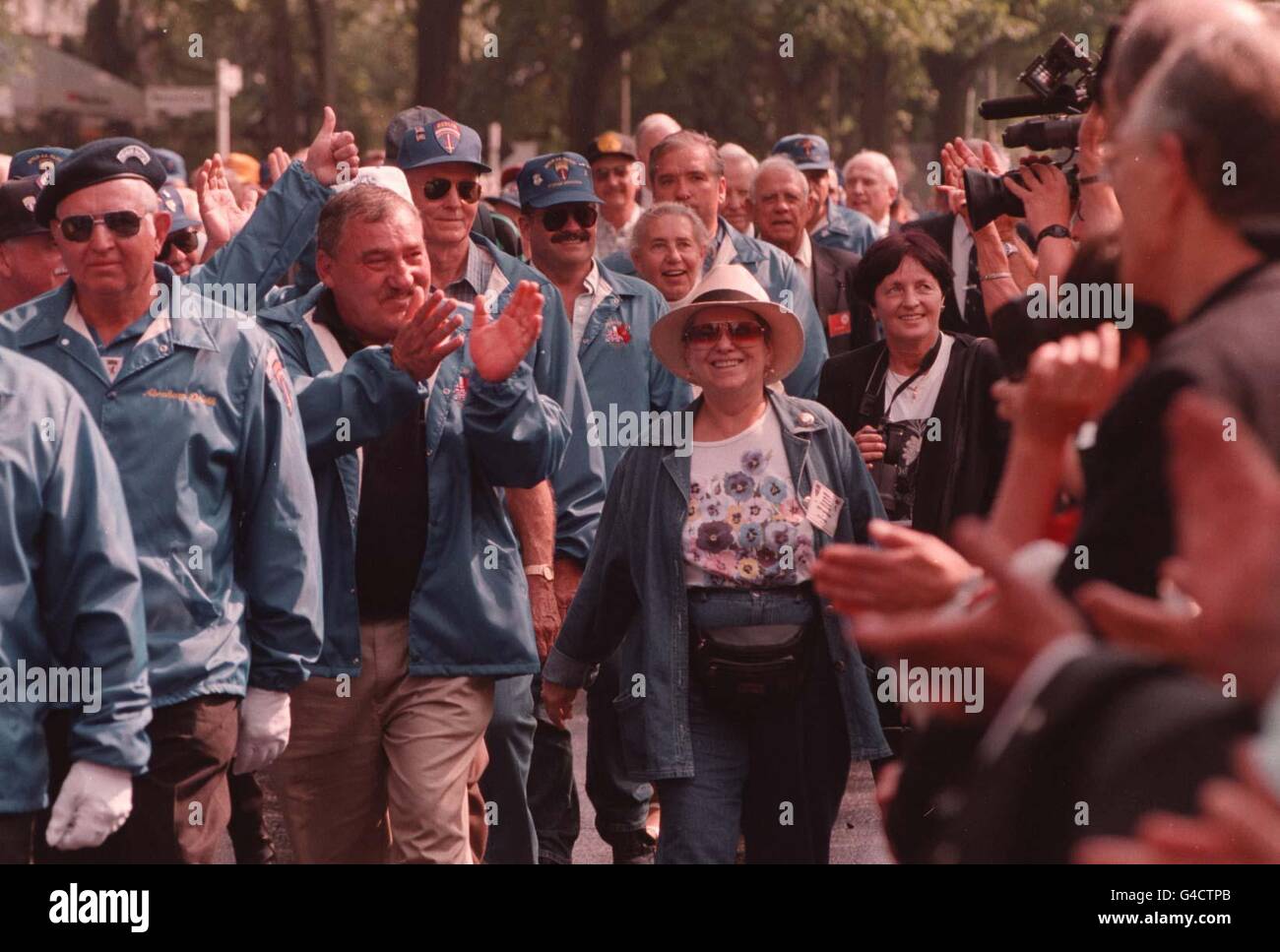 Berlin airlift hi-res stock photography and images - Alamy