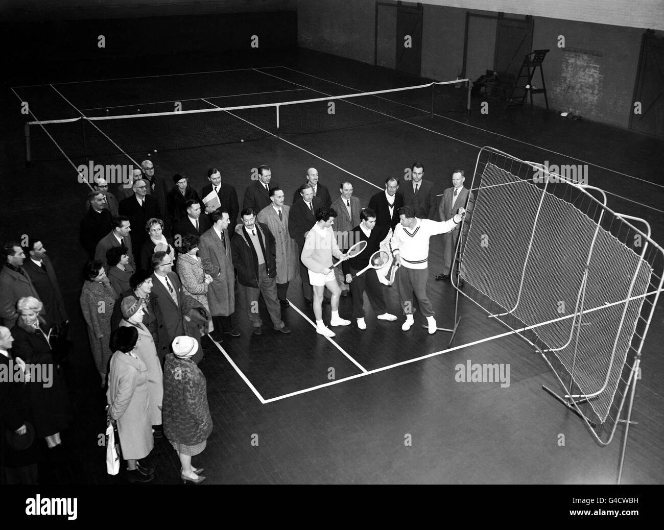 Explaining dan maskell wall net queens club hi-res stock photography ...