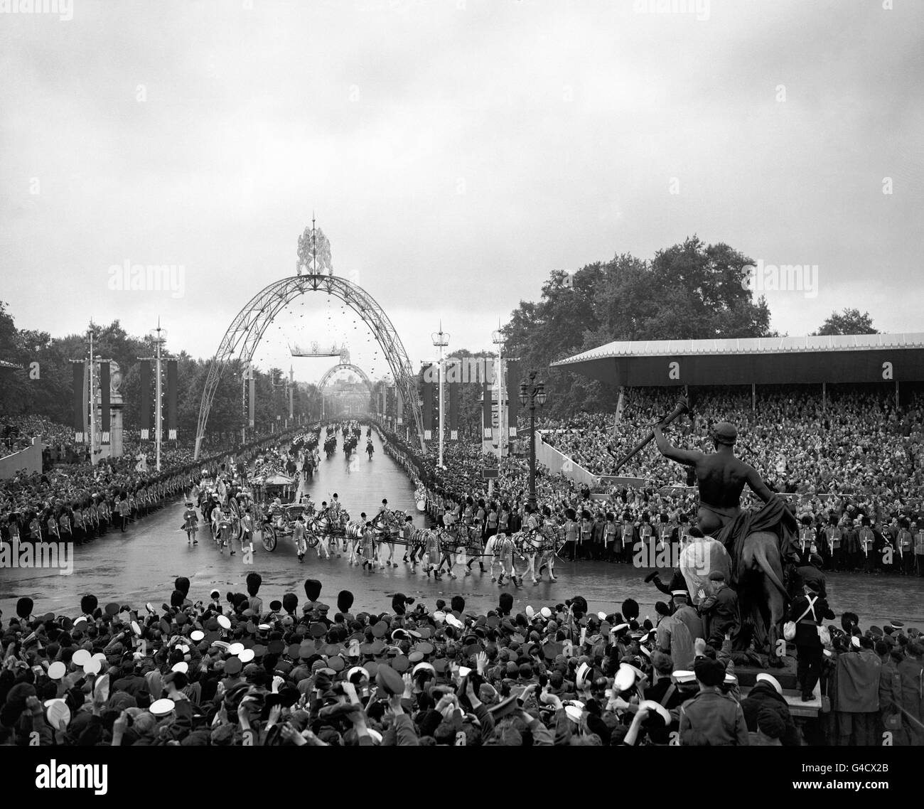 Royalty - Coronation of Queen Elizabeth II - London Stock Photo - Alamy