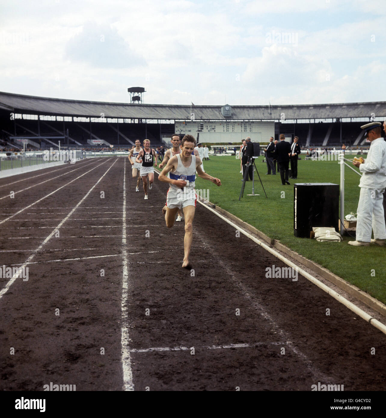 Athletics - Men's 5000 metres - White City Stadium, London Stock Photo ...