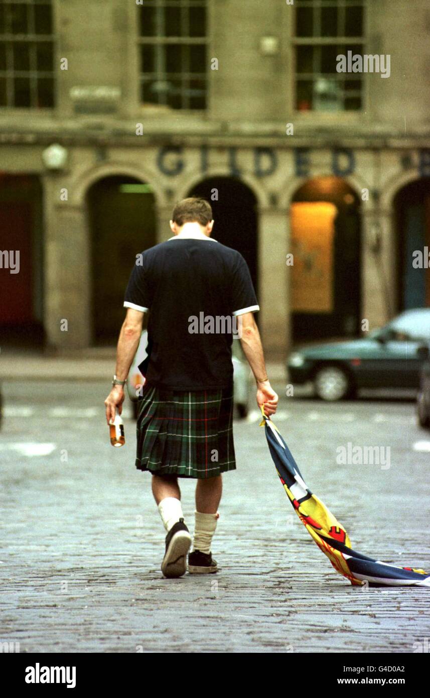 Sad fan edinburgh hi-res stock photography and images - Alamy
