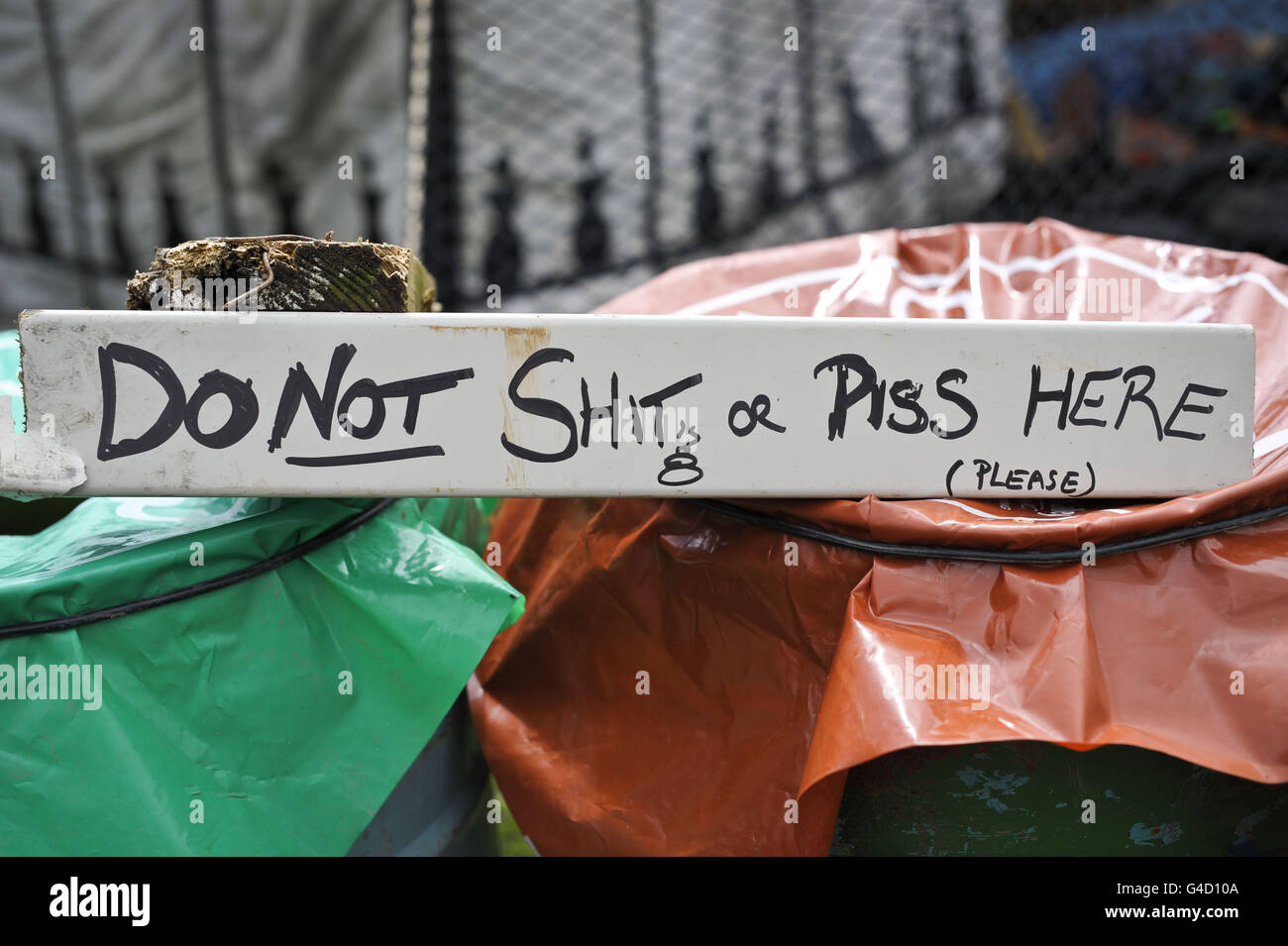 Explicit sign hi-res stock photography and images - Alamy