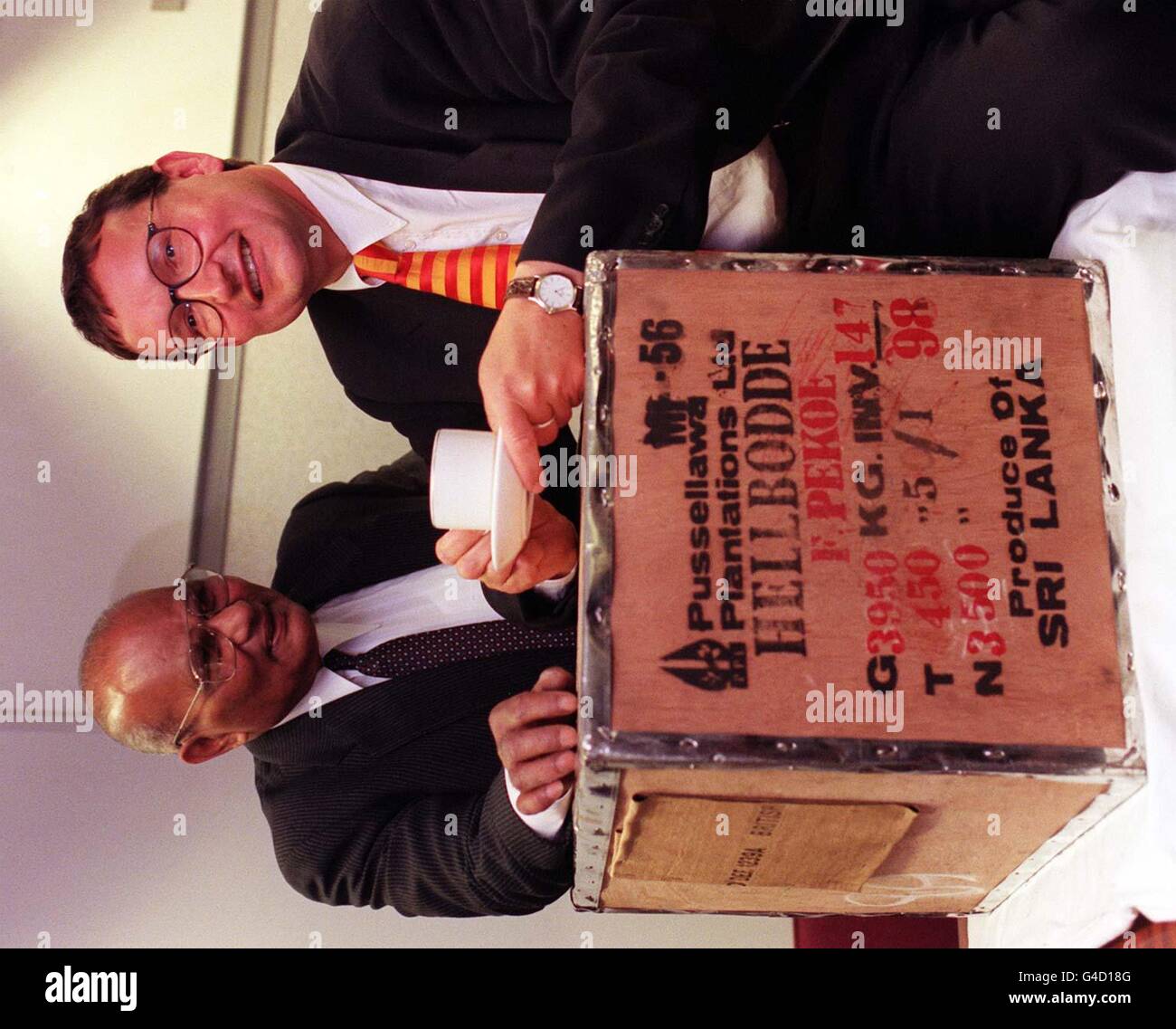 Tea auction hi-res stock photography and images - Alamy