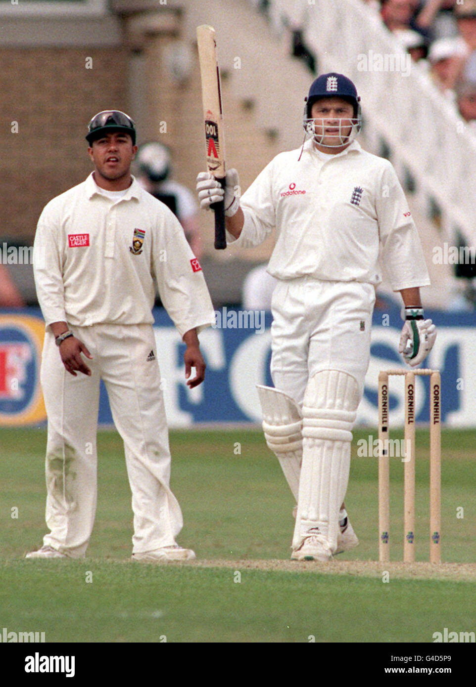 Next to south africas paul adams hi-res stock photography and images ...