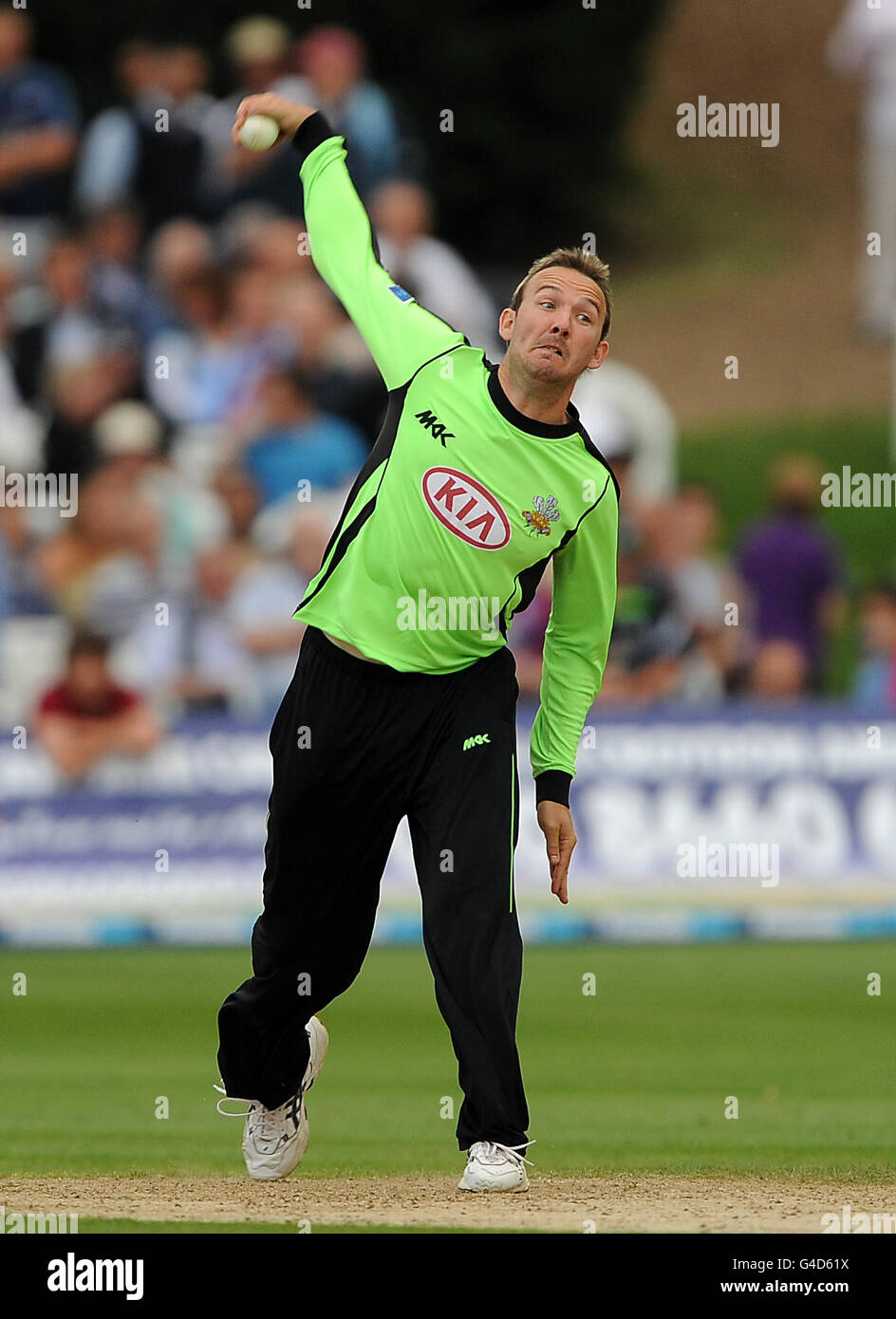 Cricket - Friends Life Twenty20 - South Group - Surrey Lions v Sussex ...